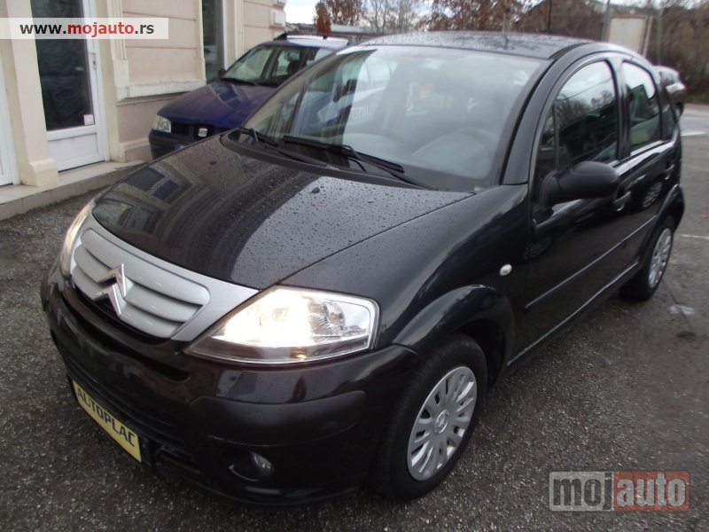 Citroen C3 1..1 BENZ 44 KW CD NOV