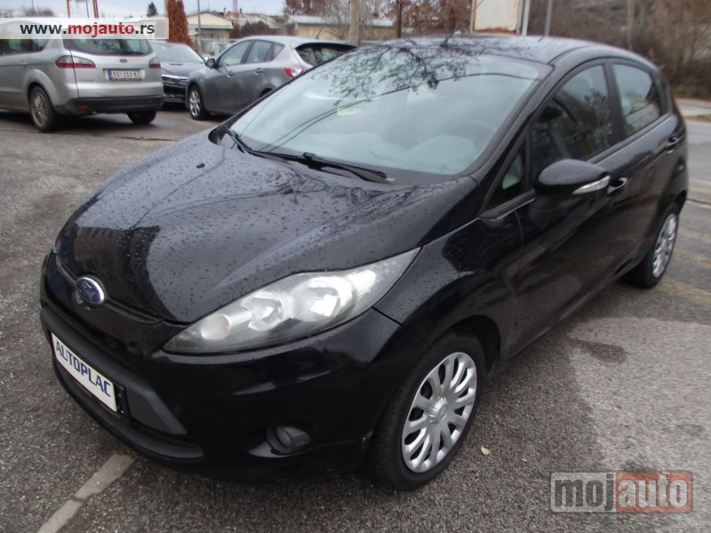 Ford Fiesta 1.4 B-GAS 71 KW NOV