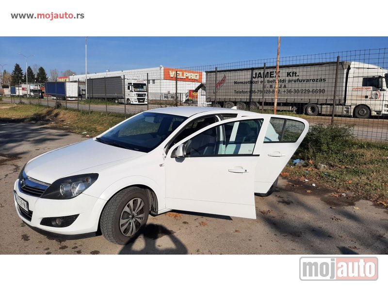 Opel Astra H