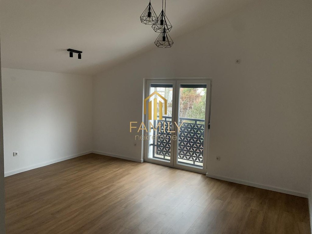 Prodaja Garsonjere u Petrovaradinu, Blok 8, 30m2