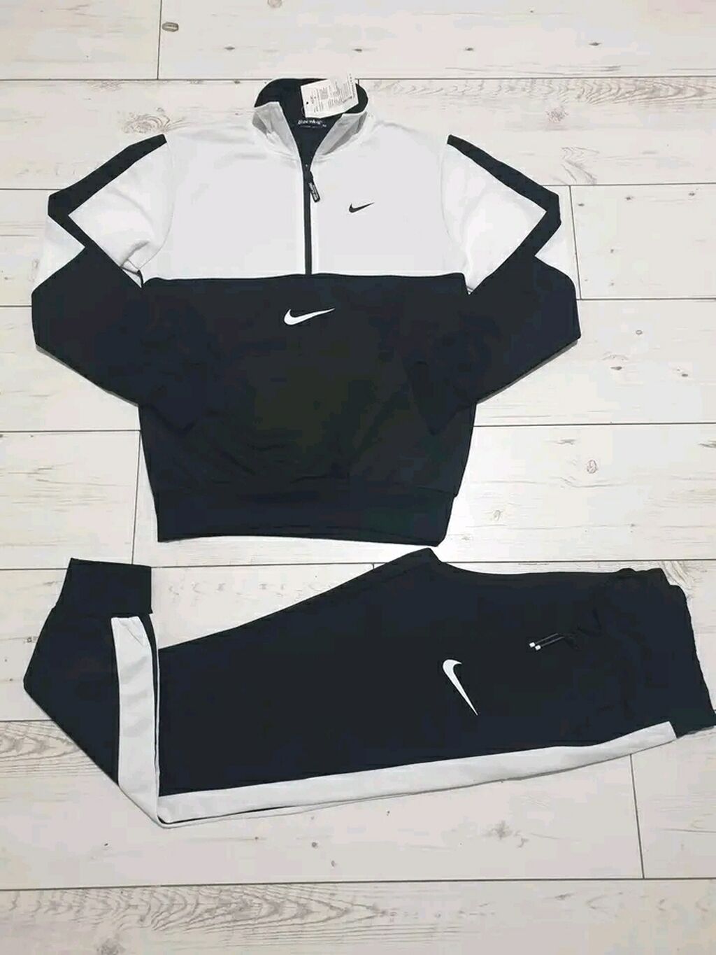 Nike muška komplet trenerka. Novo. Velicine od M do 3XL