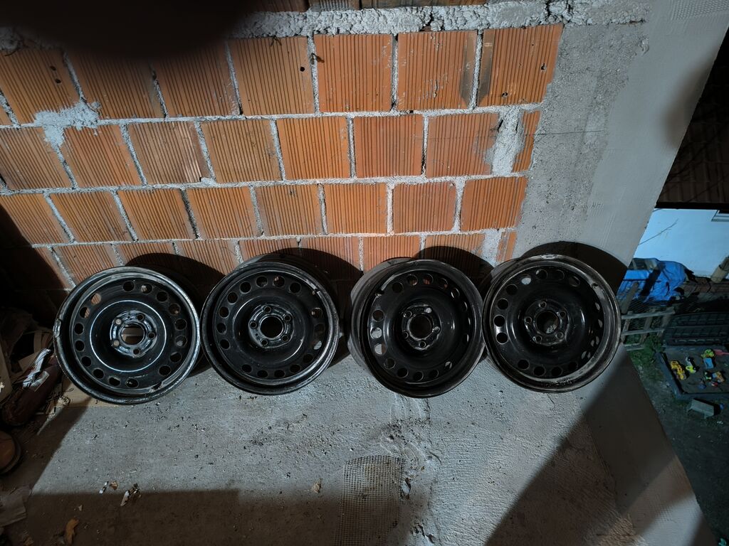 Čelične felne 15" 5x110 skinute sa Opel meriva a