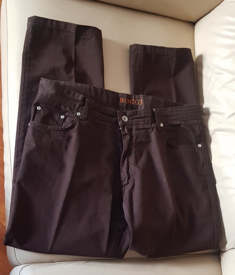 Boggi izvrsne muške pantalone, original