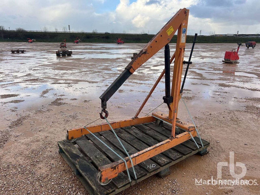 Prodaje se OMCN 1000 KG Grue D'Atelier Workshop Crane mini kran na aukciji