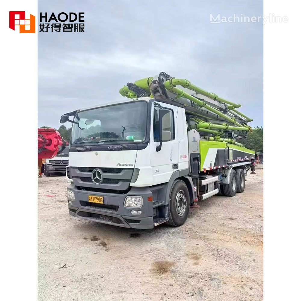 Zoomlion ZLJ5330THBBE 49X-6RZ na šasiji Mercedes-Benz Actros 3341 pumpa za beton