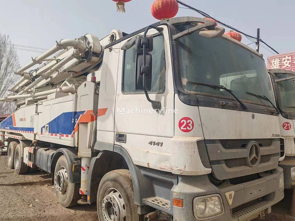 Zoomlion ZLJ5419THB na šasiji Mercedes-Benz pumpa za beton