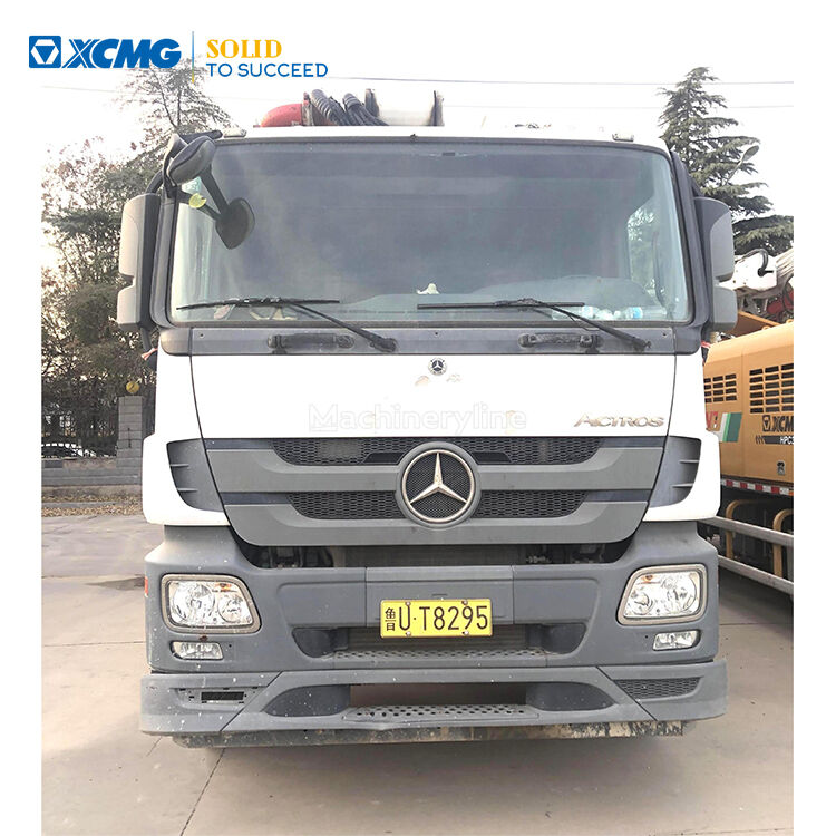 XCMG HB62V na šasiji Mercedes-Benz Actros pumpa za beton