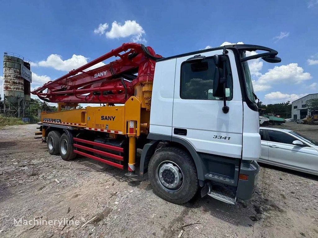 Sany na šasiji Mercedes-Benz pumpa za beton