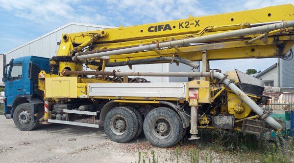 Cifa K2X/32 na šasiji Volvo FM12 64R 340 pumpa za beton