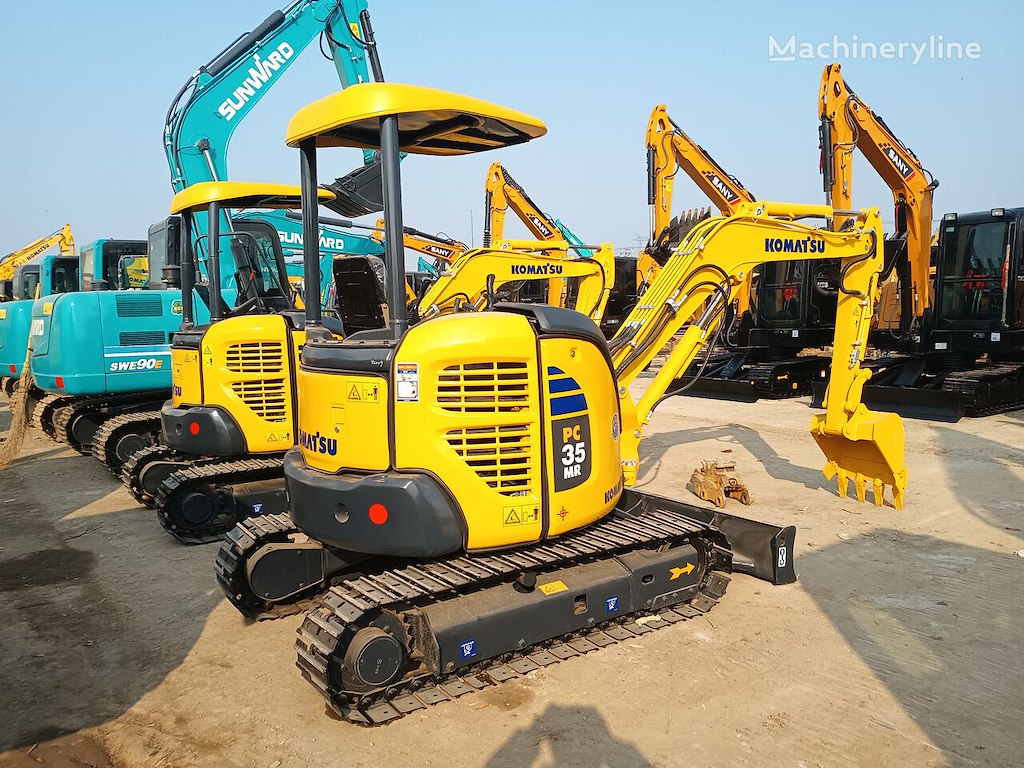 Komatsu PC35 mini bager