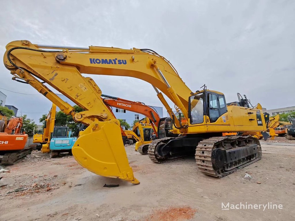 Komatsu PC800-7 bager guseničar