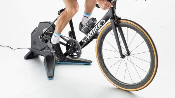 Trenažer Tacx Flux 2 Smart