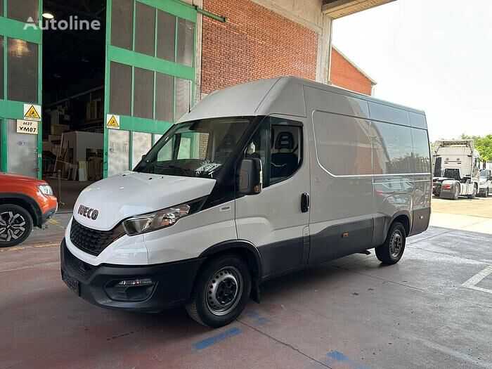 IVECO 35S16 laki furgon