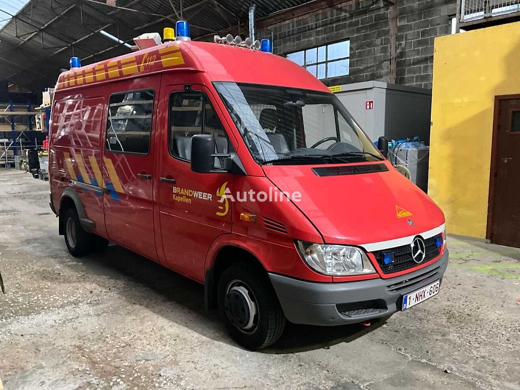 Prodaje se Mercedes-Benz SPRINTER minibus furgon na aukciji