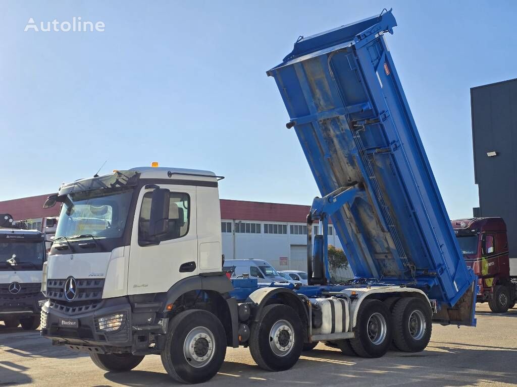 Mercedes-Benz Arocs 3243 kiper