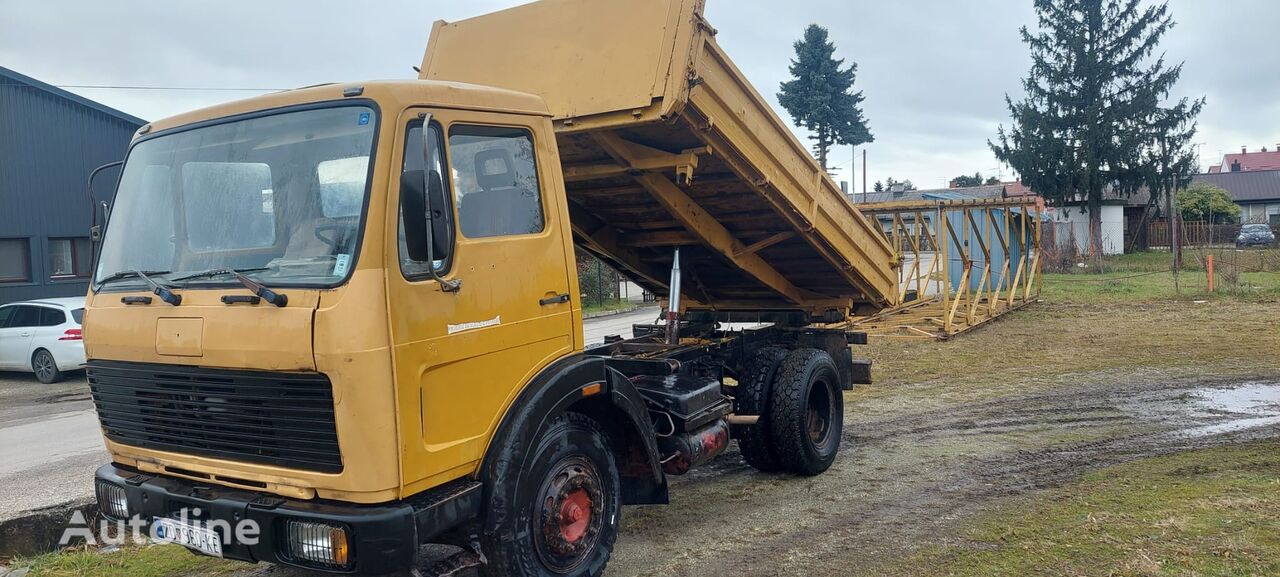 Mercedes-Benz 1213 kiper