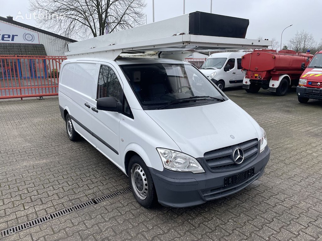 Mercedes-Benz Vito 220CDI minibus furgon