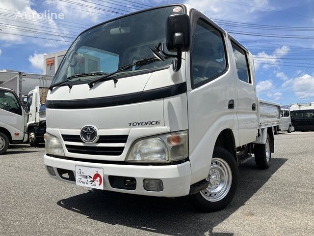 Toyota TOYOACE kamion s ravnom platformom < 3.5t