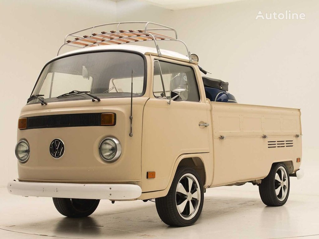 Prodaje se Volkswagen T2 PICKUP EN VESPA 125 kamion s ravnom platformom < 3.5t na aukciji