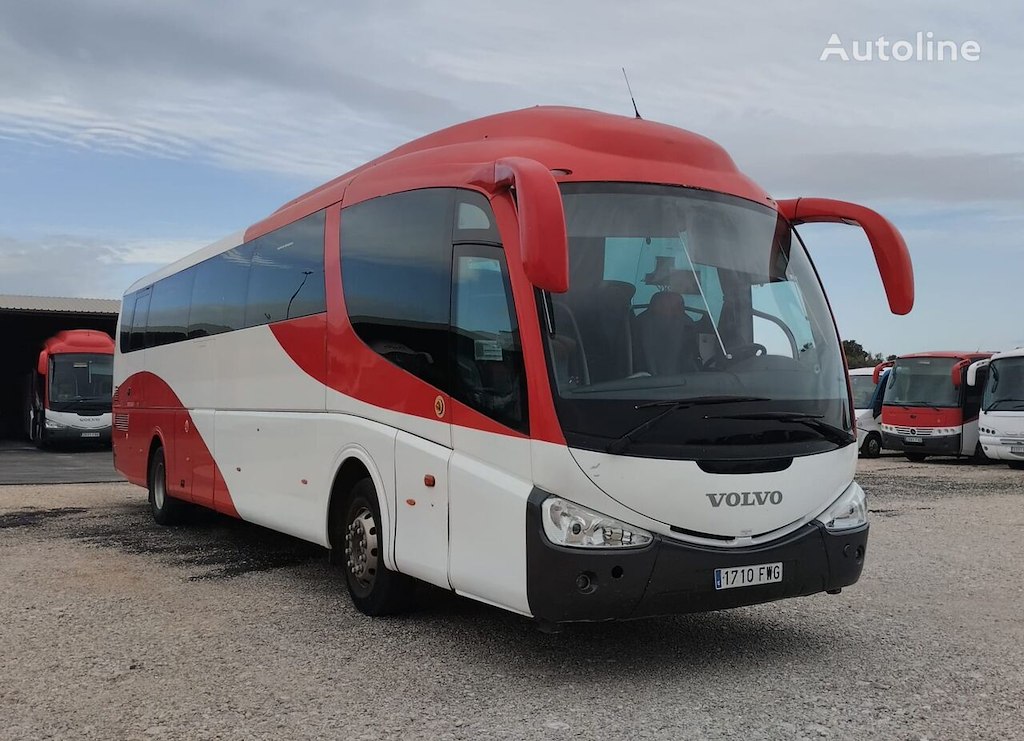 Volvo B12B PB + EURO4, 56PAX /PMR turistički autobus