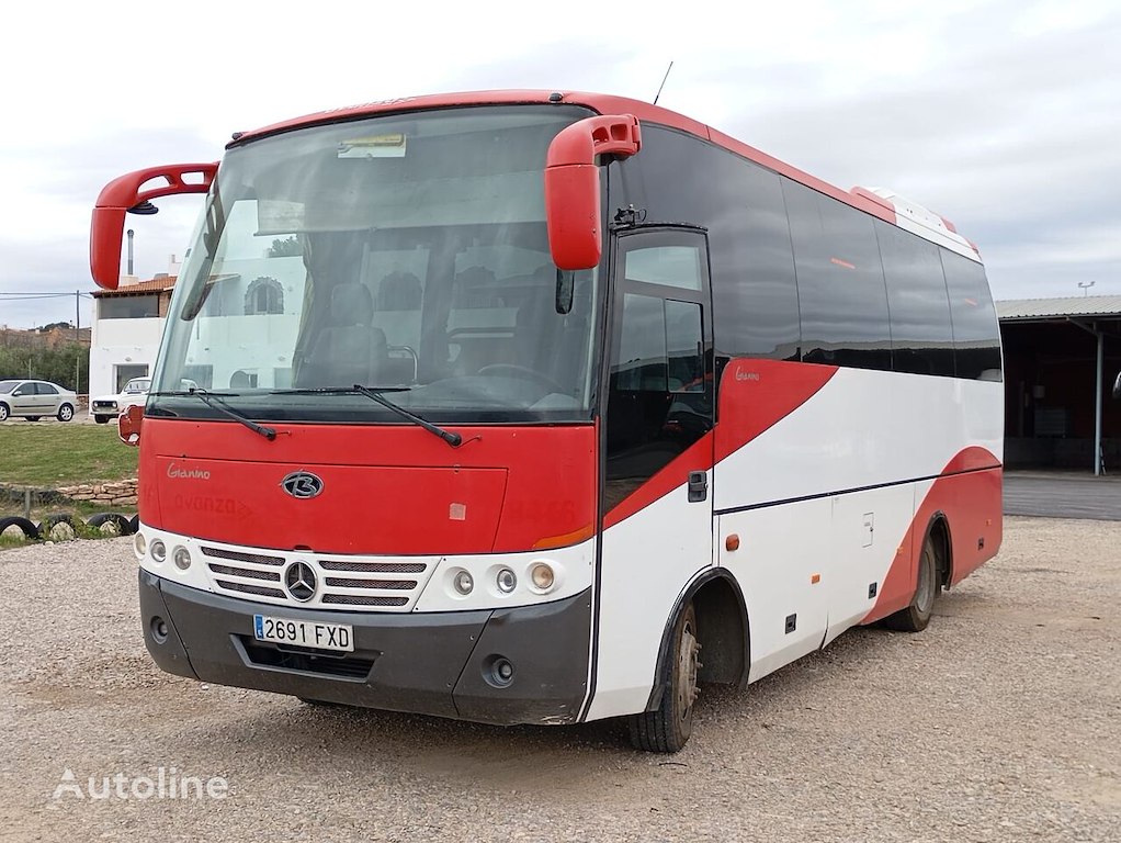 Mercedes-Benz BEULAS GEANINO turistički autobus