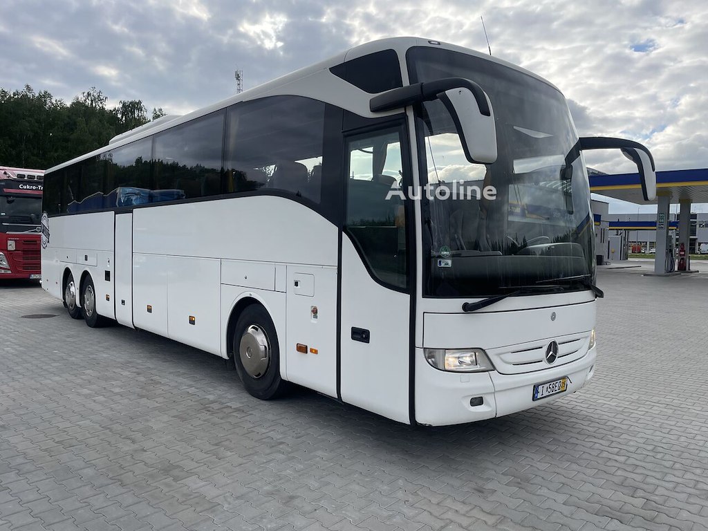 Mercedes-Benz Tourismo 16RHD turistički autobus