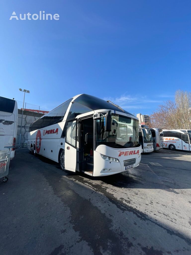 Neoplan turistički autobus