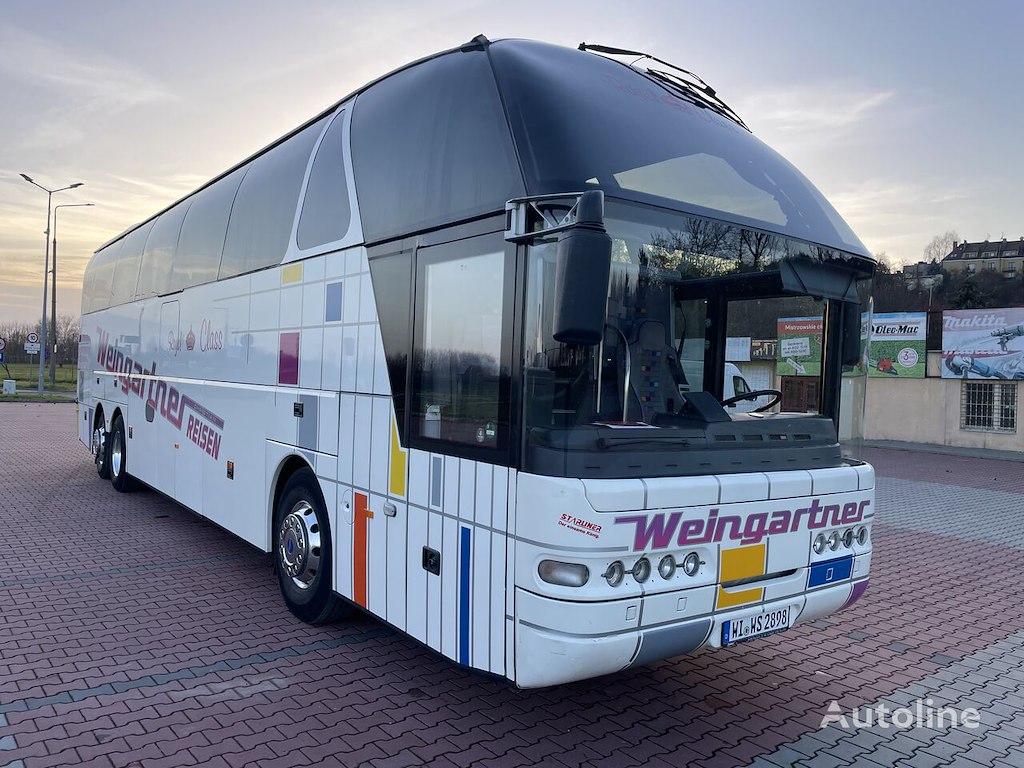 Neoplan N516/3SHDHC turistički autobus