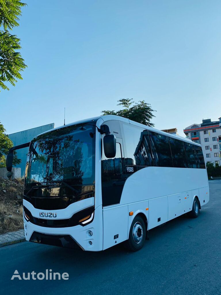 Novi Isuzu GRAND TORO turistički autobus