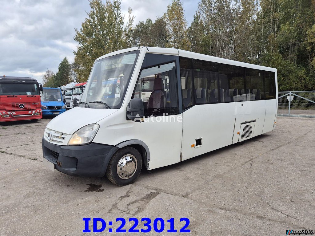 IVECO Daily 50C18 prigradski autobus