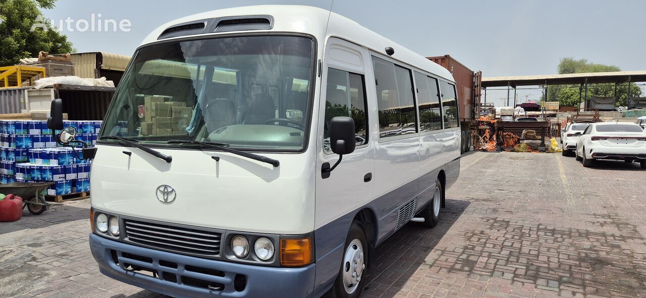 Toyota Coaster prigradski autobus