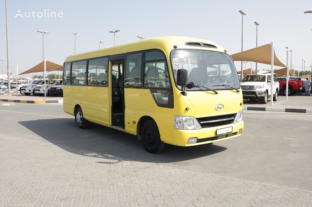 Toyota Hyundai County prigradski autobus