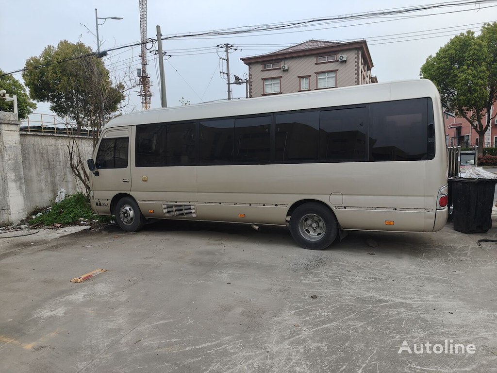 Toyota COASTER prigradski autobus