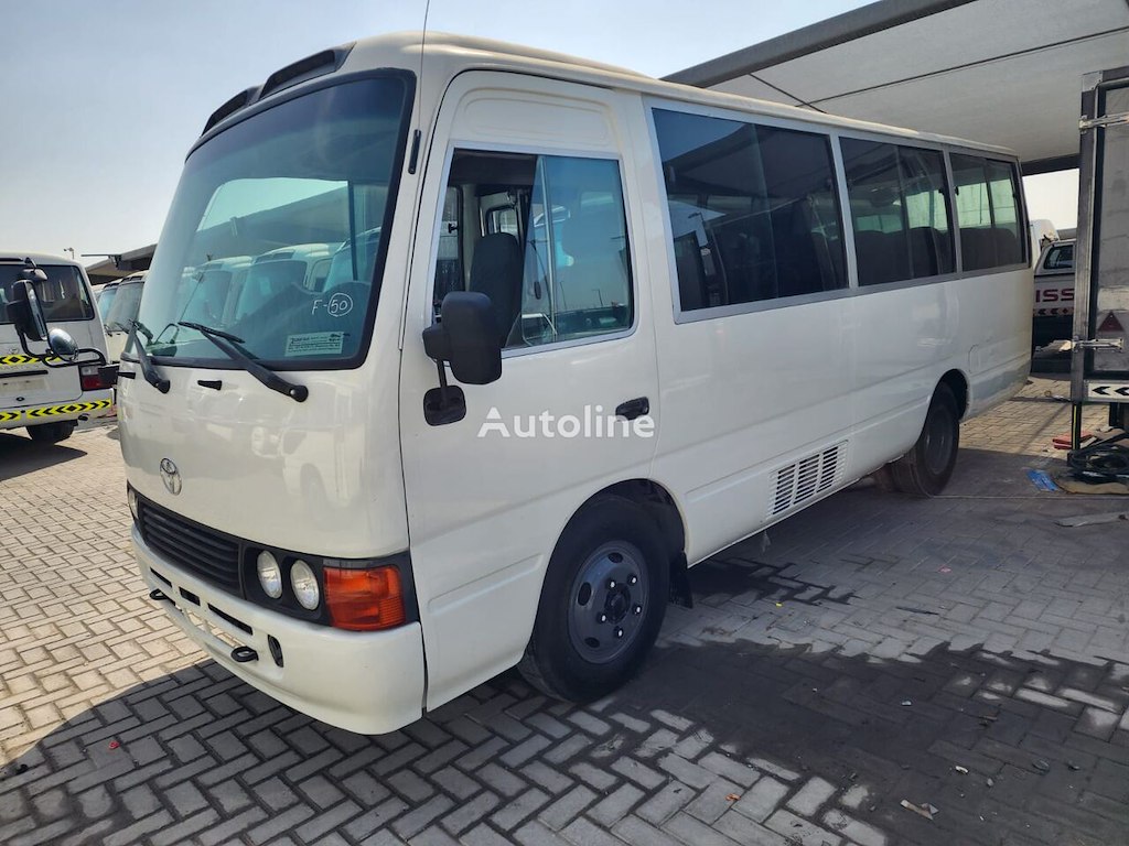 Toyota Coaster Coach bus (Diesel-LHD) prigradski autobus