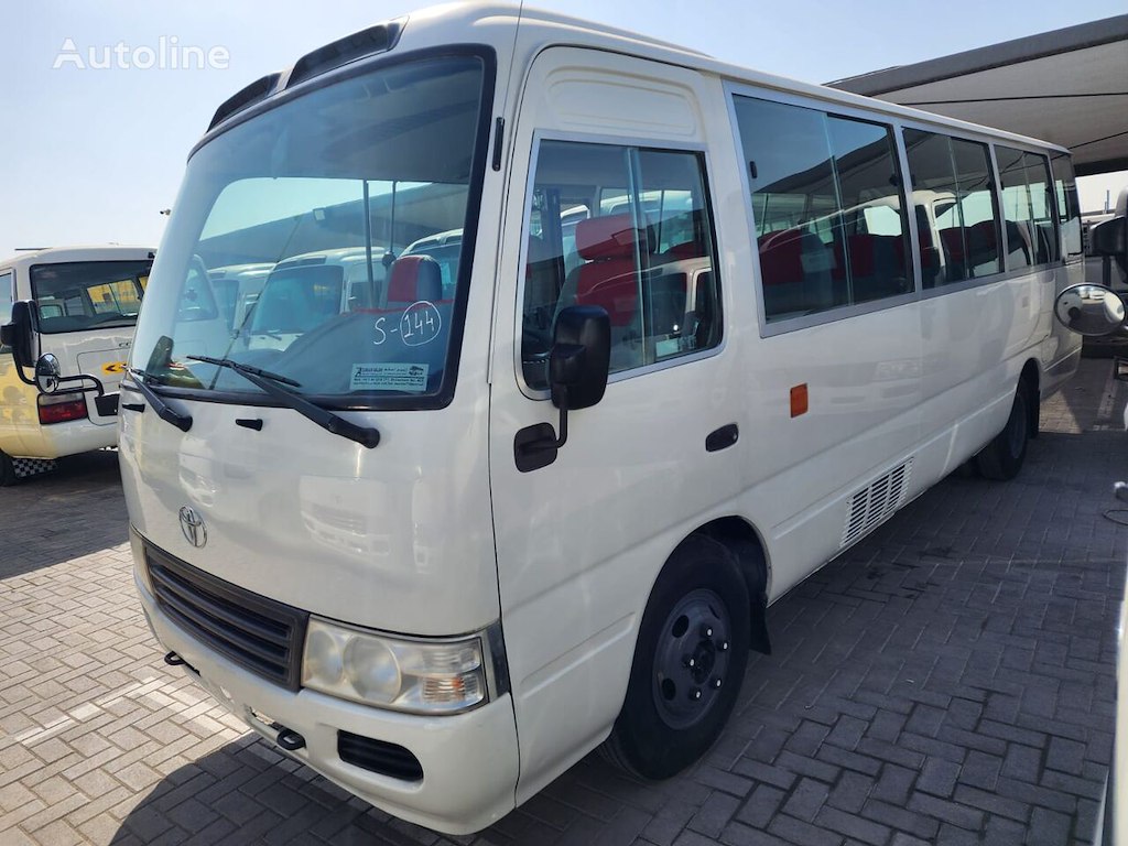 Toyota Coaster Coach Bus (Diesel-LHD) prigradski autobus