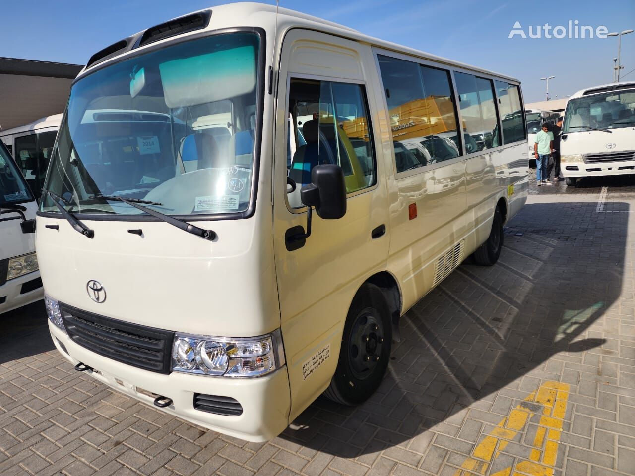 Toyota Coaster Coach Bus (LHD -Diesel) prigradski autobus