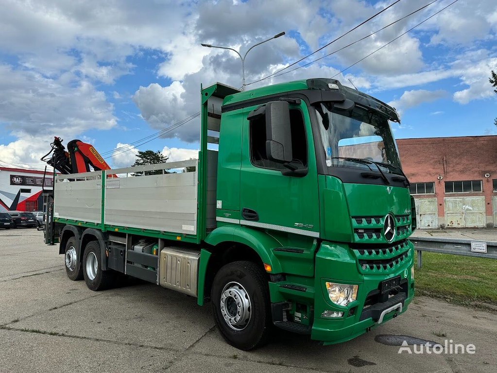 Mercedes-Benz 2543 Valník s hydraulickou rukou PALFINGER ,EURO6 kamion s ravnom platformom