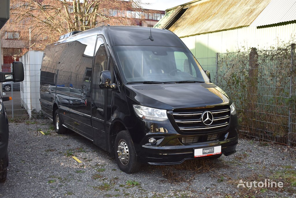 Novi Mercedes-Benz 519 / vertiefter Kofferraum, Shuttle putnički minibus