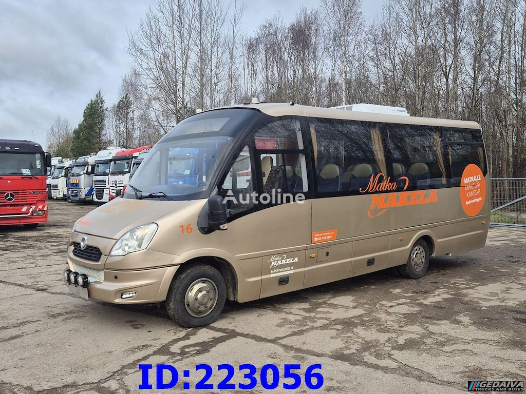 IVECO Rosero putnički minibus