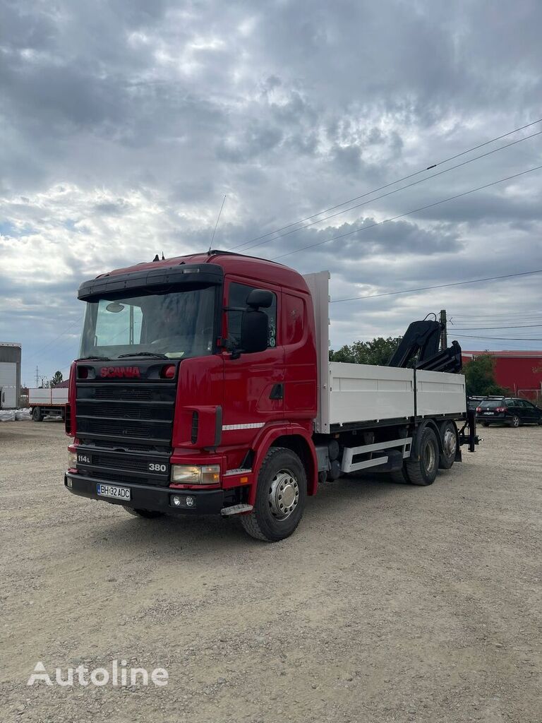 Scania R380 kamion s ravnom platformom