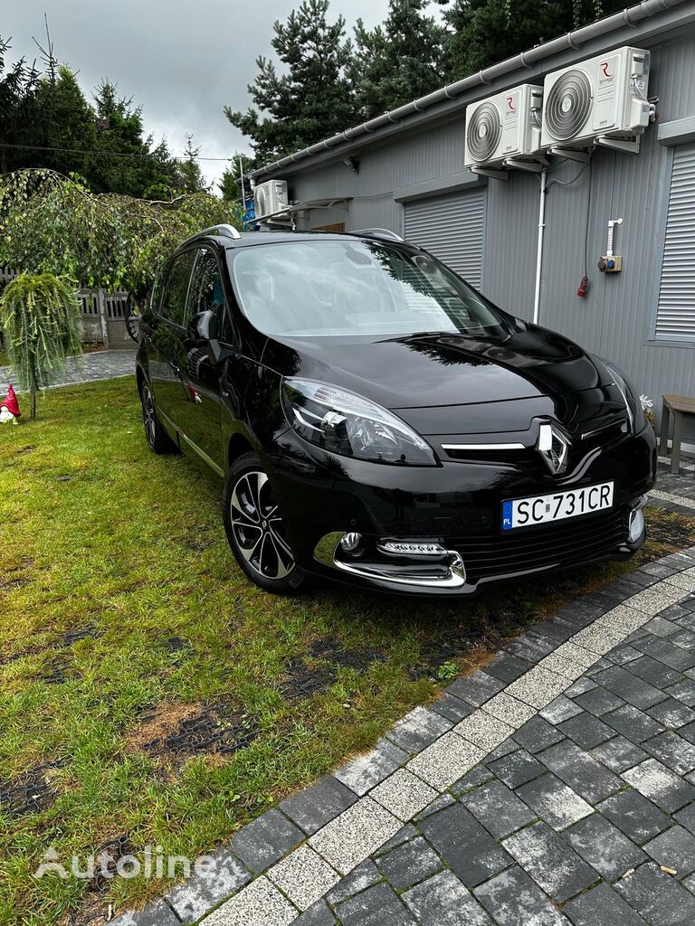 Renault Grand Scenic minivan