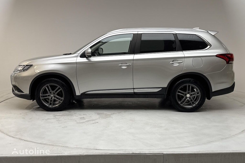 Prodaje se Mitsubishi Outlander krosover na aukciji