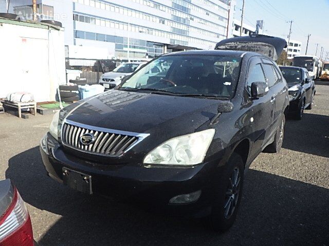 Toyota HARRIER krosover