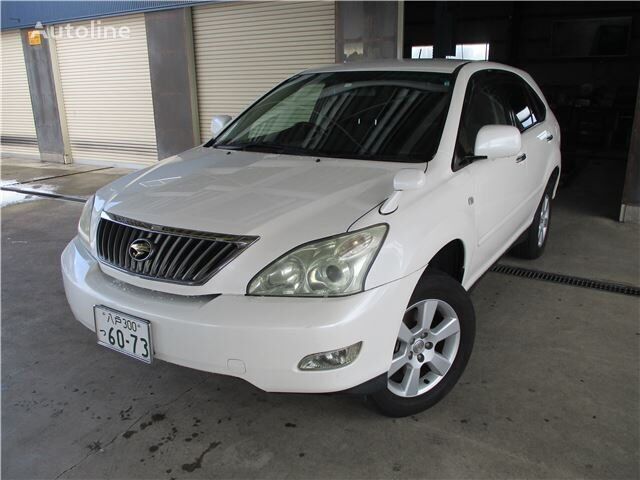 Toyota HARRIER krosover