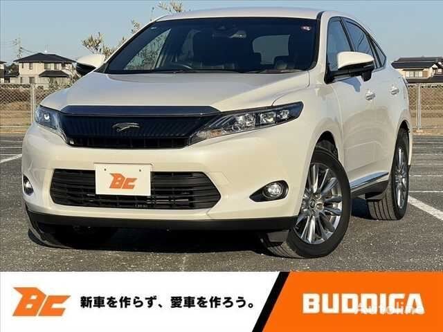 Toyota HARRIER krosover