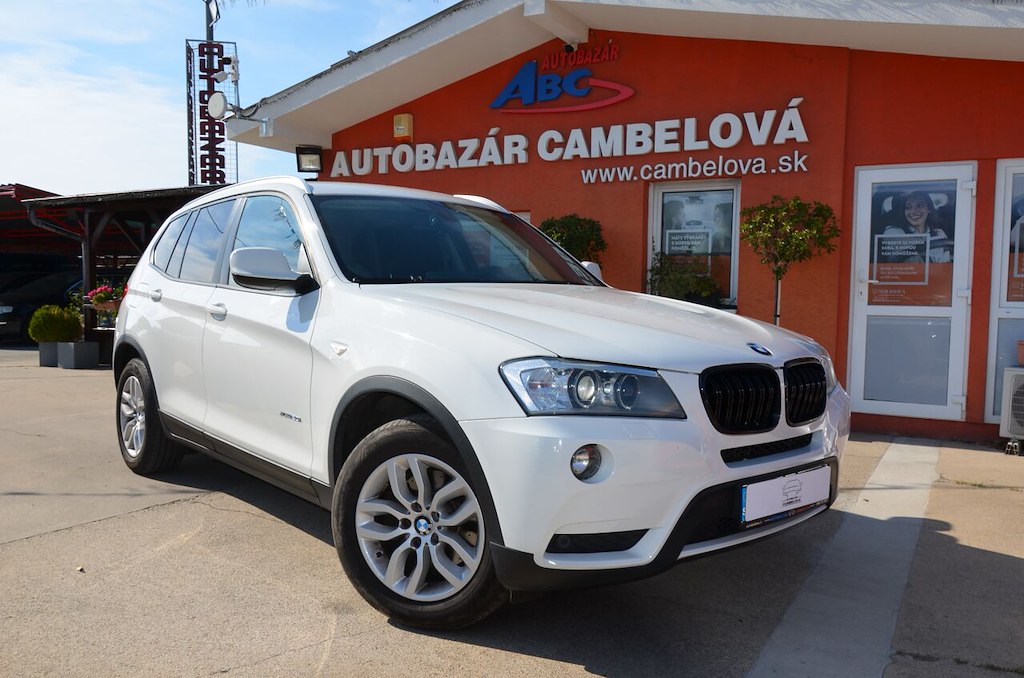 BMW X3 xDrive 20i krosover