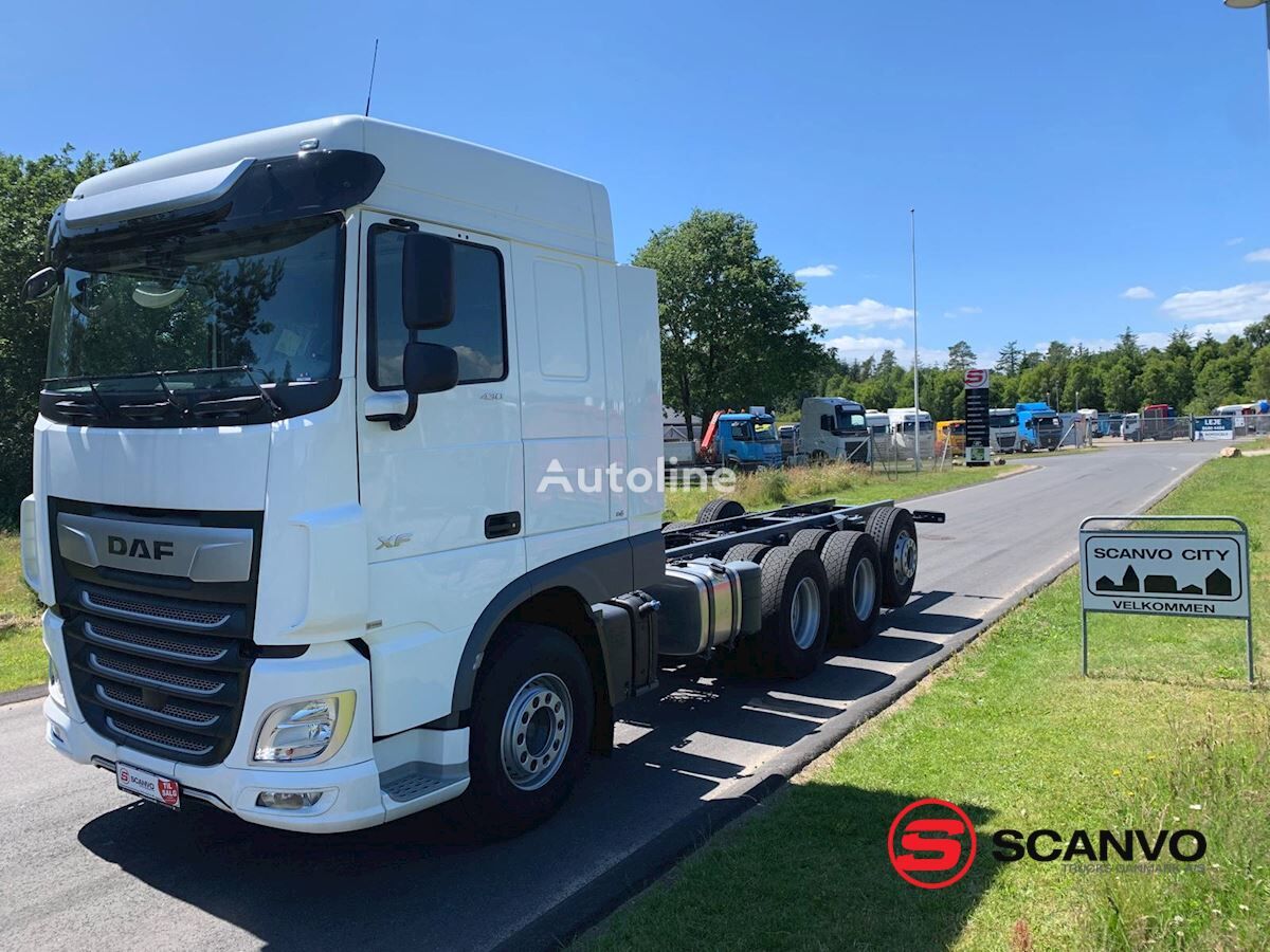 DAF XF 430 FAW 8x4*4 Tridem kamion šasija