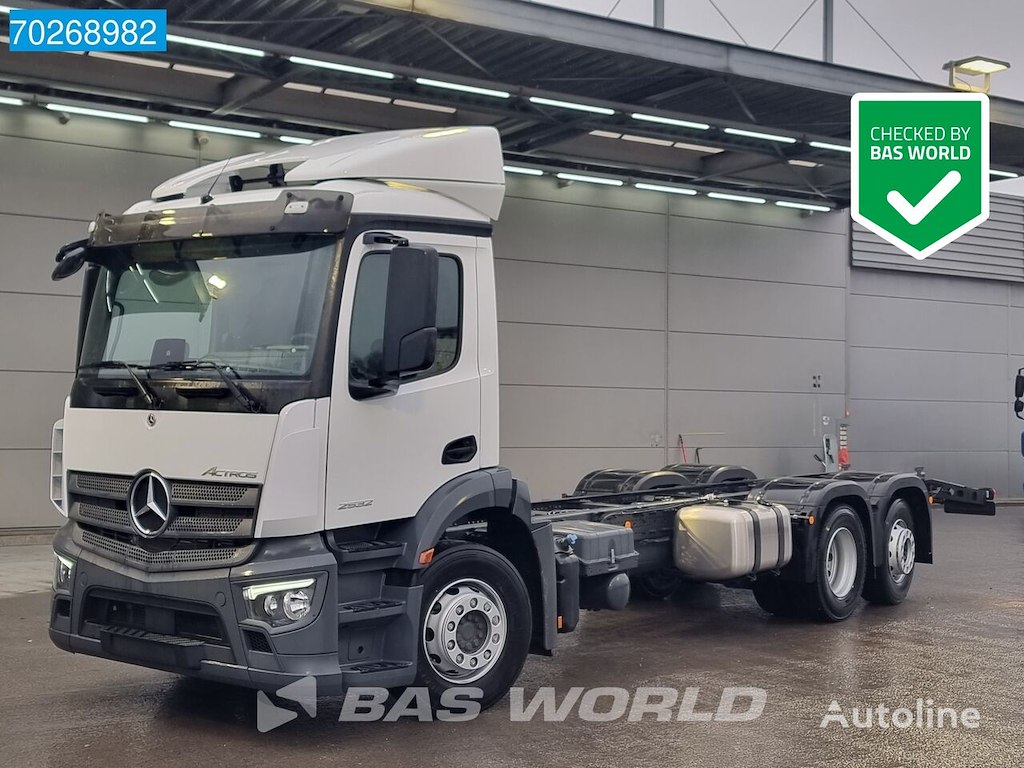 Novi Mercedes-Benz Actros 2532 6X2 NEW Euro 6! ClassicSpace Navi Lenkachse kamion šasija