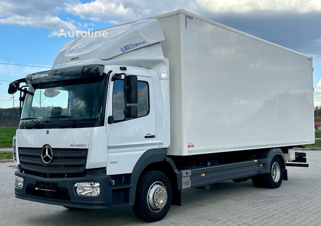 Mercedes-Benz ATEGO 1221 / IZOTERMA / AUTOMAT / 17 EUROPALET / 6.8 M DŁUGOŚCI izotermni kamion