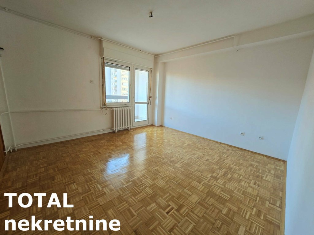 Troiposoban stan NOVI SAD, 180760€